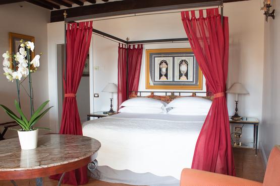 Grand Hotel Continental Siena, five star hotel in Siena Italy