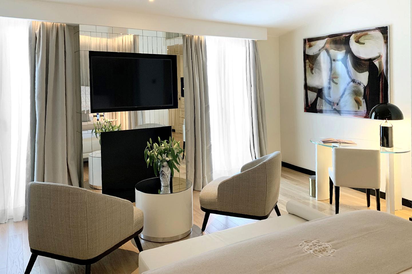 Ivory Grand Deluxe Room | Rosa Grand | Hotel Milano, Duomo