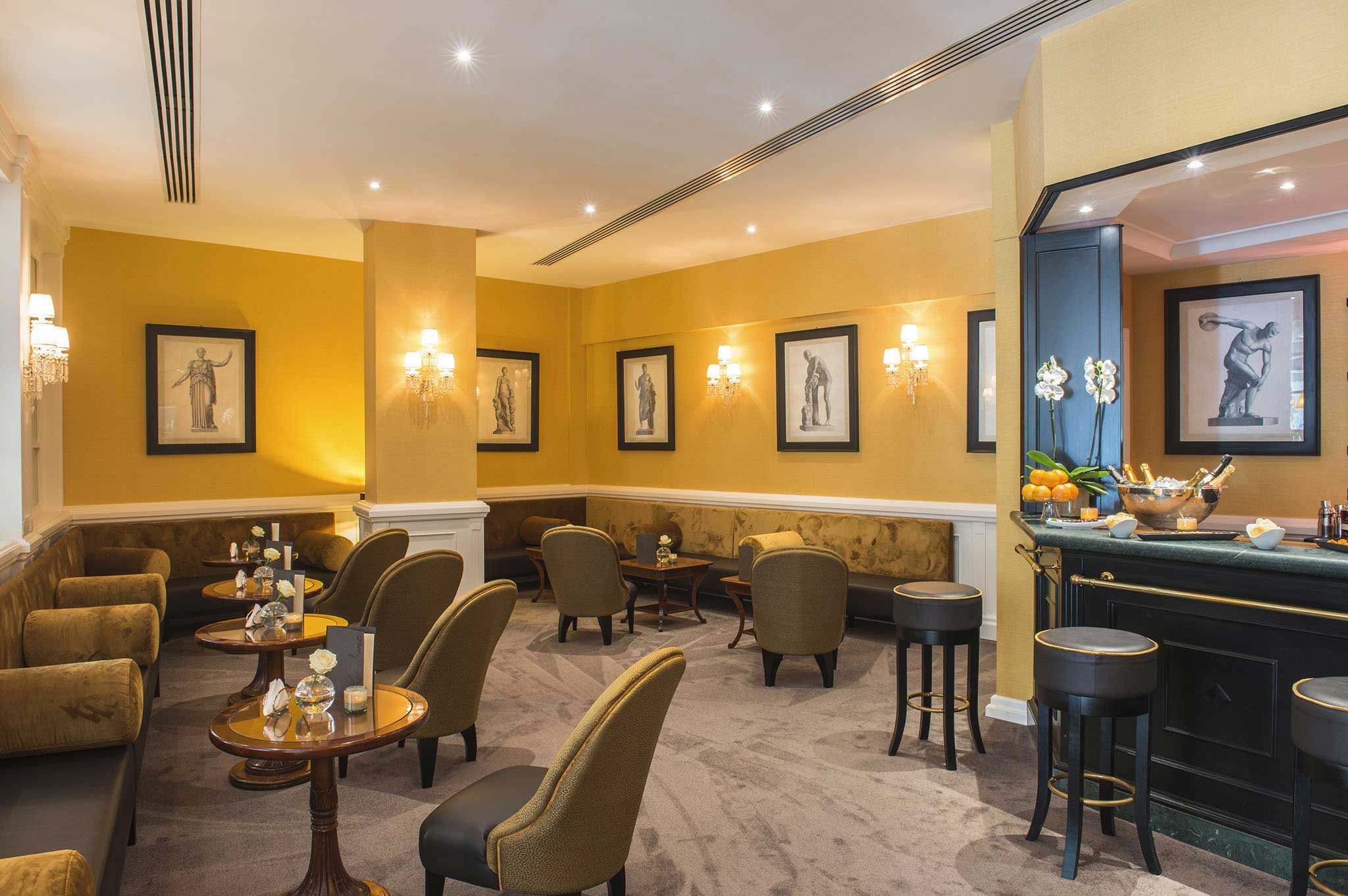 The Dome Bar | Dining in Rome | Starhotels Michelangelo