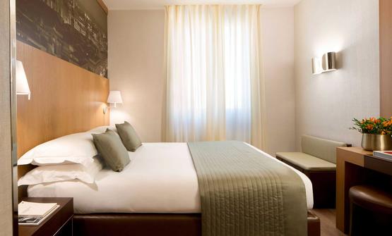 Hotels in Milan city centre | 4 star hotel in Milan | Starhotels Ritz Milan
